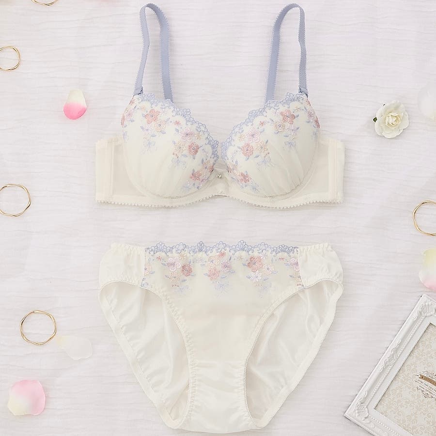 【EFカップ】プチフラワーブーケ 3/4カップブラ＆ショーツ [品番：PLSW0001003]｜palissee（パリーゼ）のレディースファッション通販｜SHOPLIST（ショップリスト）