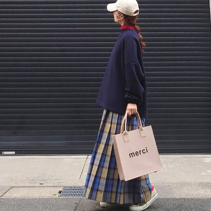 バックスリットパールスウェット[品番：AMTW0009824]｜JUNOAH（ジュノア ）のレディースファッション通販｜SHOPLIST（ショップリスト）