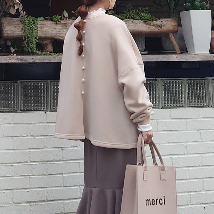 バックスリットパールスウェット[品番：AMTW0009824]｜JUNOAH（ジュノア ）のレディースファッション通販｜SHOPLIST（ショップリスト）