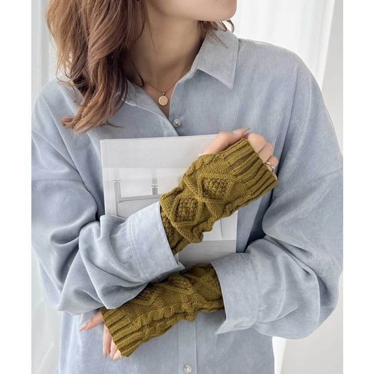 《JaVaジャバ コラボ》最旬！カラバリ豊富、指ぬきニットアームウォーマー[品番：WZ000004392]｜Classical Elf （クラシカルエルフ）のレディースファッション通販 ...