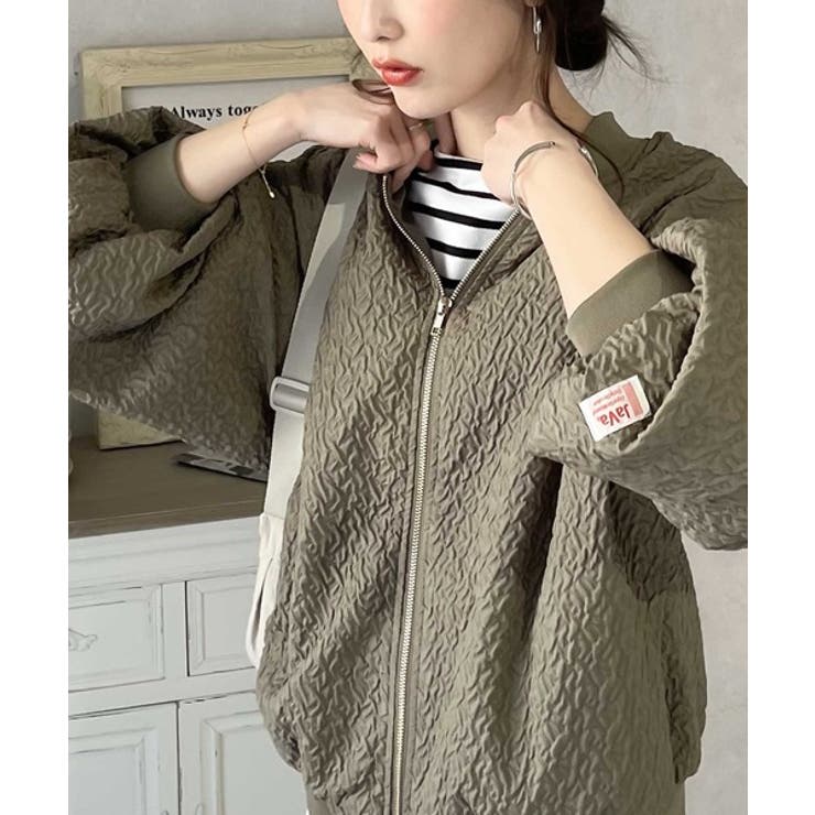 《JaVaジャバ コラボ》大人の上品。エンボス加工ジップブルゾン[品番：WZ000004483]｜Classical Elf （クラシカルエルフ）のレディースファッション通販｜SHOPLIST ...