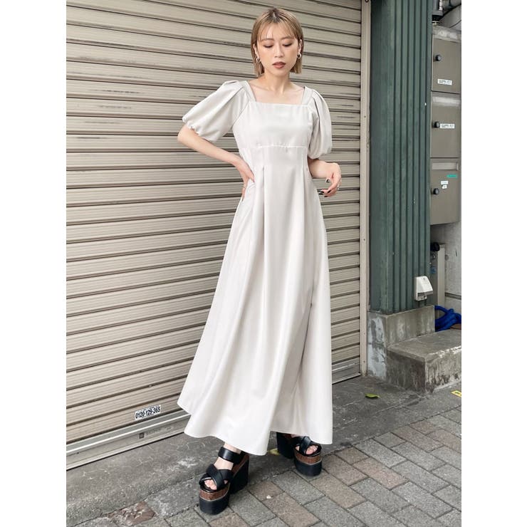 スクエアネックボリュームスリーブワンピース[品番：MKSW0053375]｜MURUA（ムルーア）のレディースファッション通販｜SHOPLIST（ショップリスト）