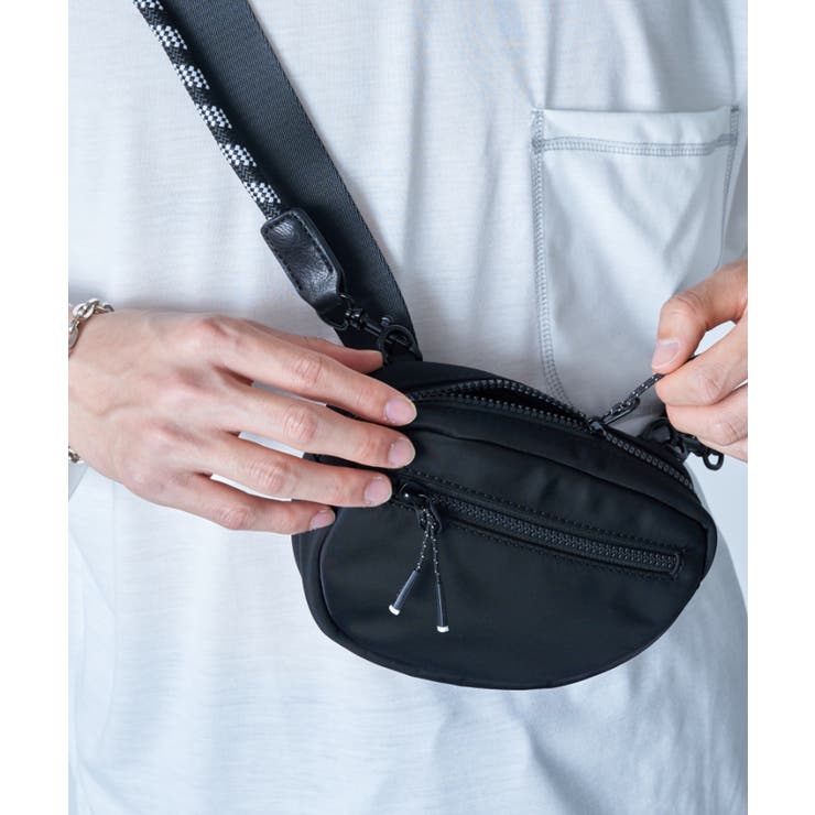 【MAISON CLUB】スモールスクエアショルダーバッグ SCCH028[品番：TTMW0000600]｜SETUP7【MEN】（セットアップセブン）のメンズファッション通販 ...