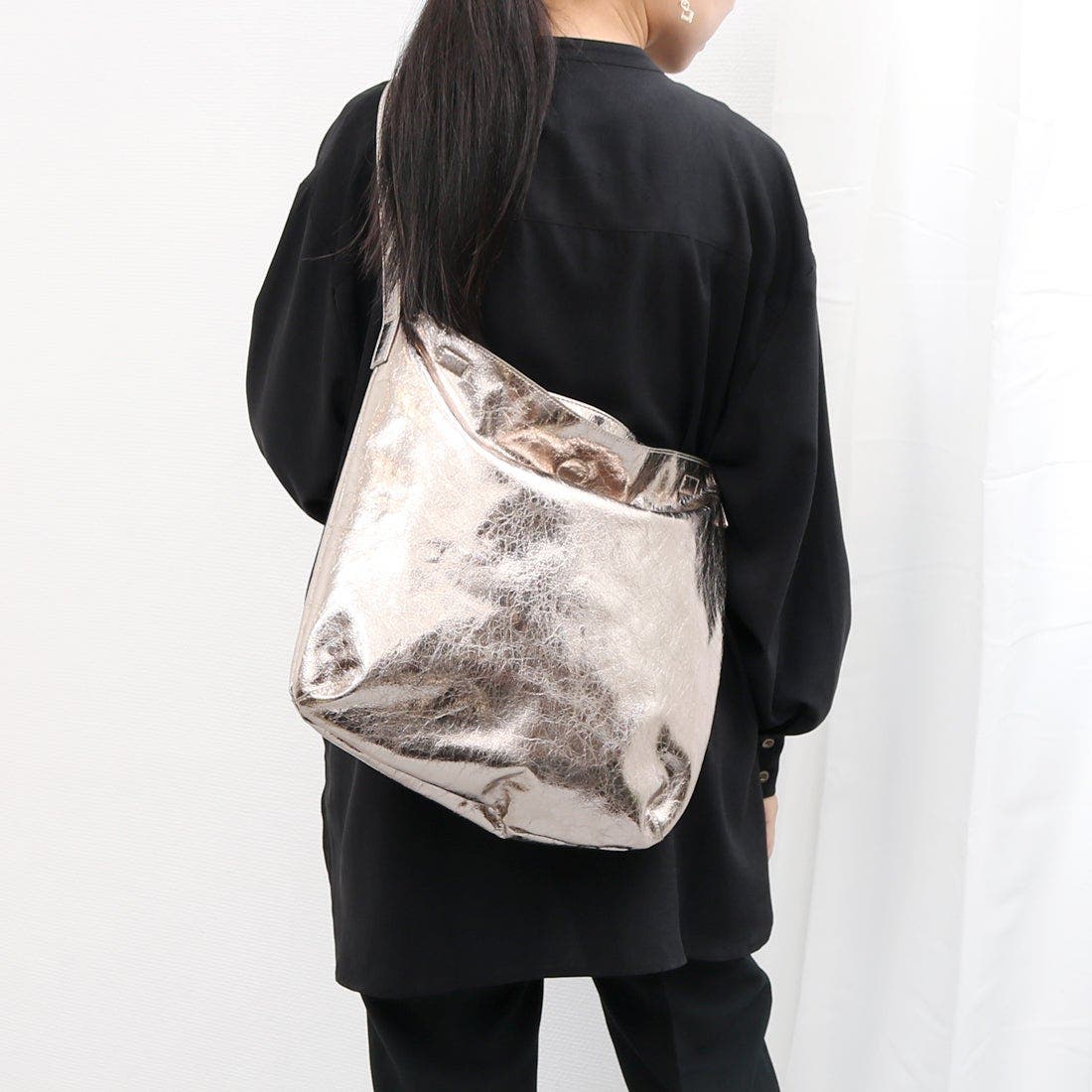 カシュカシュ / クラッシュメタリック2wayホーボーショルダー[品番：UBOW0009186]｜UNBILLION（アンビリオン）のレディースファッション通販｜SHOPLIST（ショップリスト）