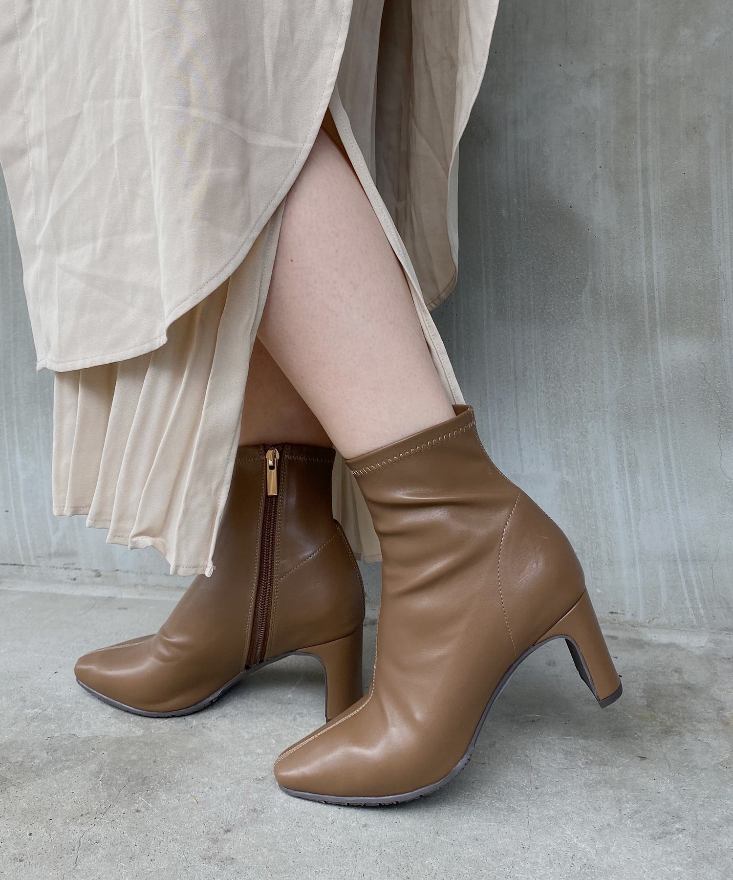 ソフトフェイクレザーショートブーツ[品番：EVOW0000238]｜EVOL（イーボル）のレディースファッション通販｜SHOPLIST ...