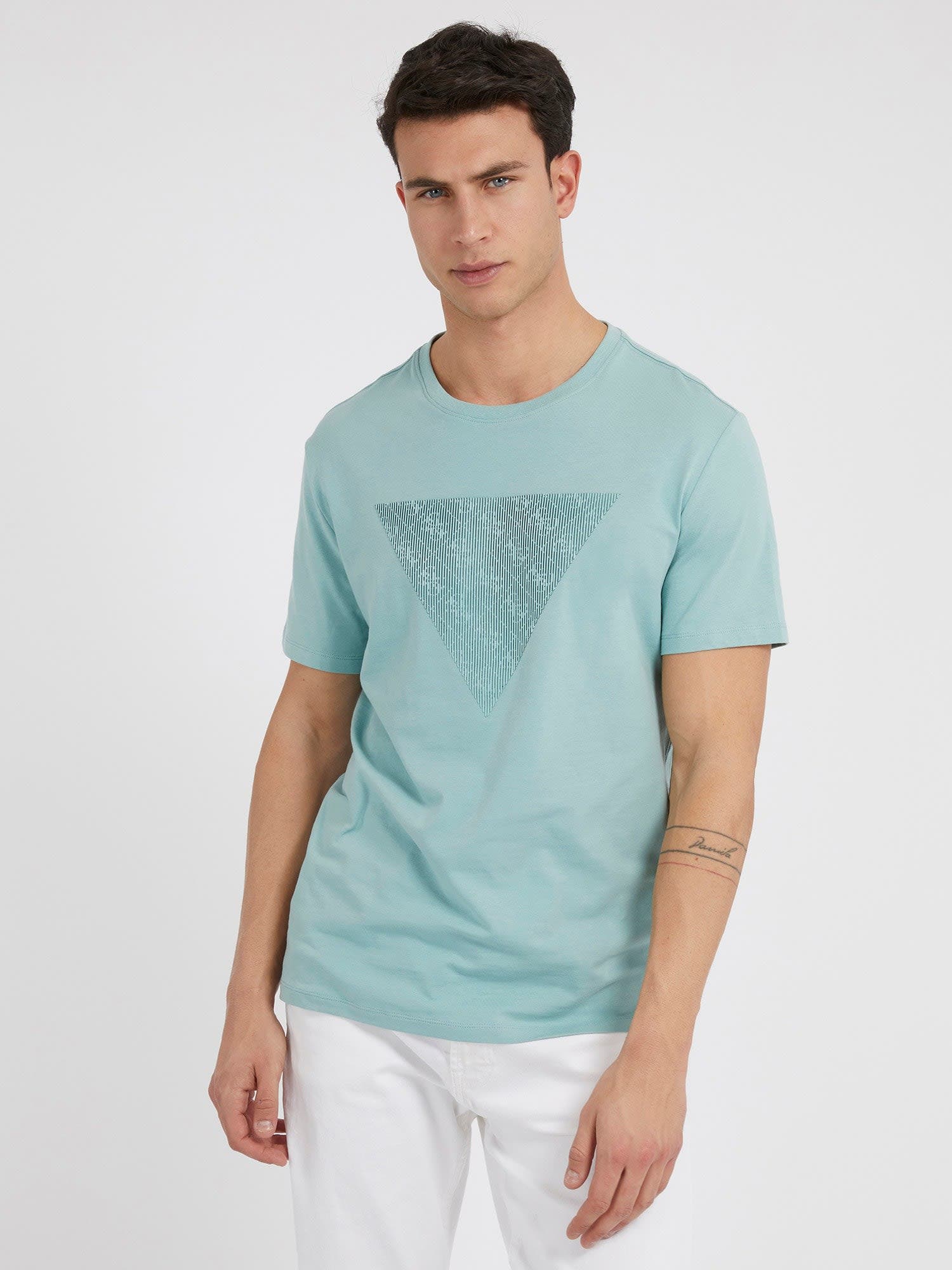 [GUESS] Eco Triangle Crewneck Tee[品番：GUEW0009052]｜GUESS【MEN】（ゲス）のメンズ ...