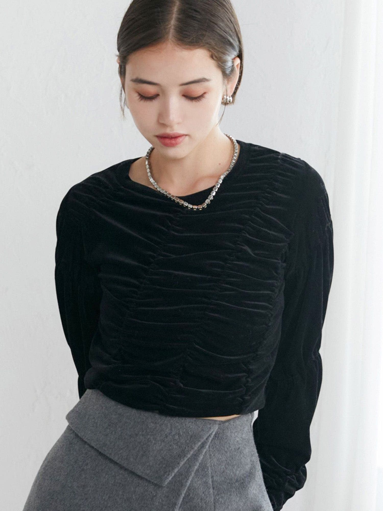 ベロアシャーリングトップス[品番：MKSW0061435]｜MURUA（ムルーア）のレディースファッション通販｜SHOPLIST（ショップリスト）