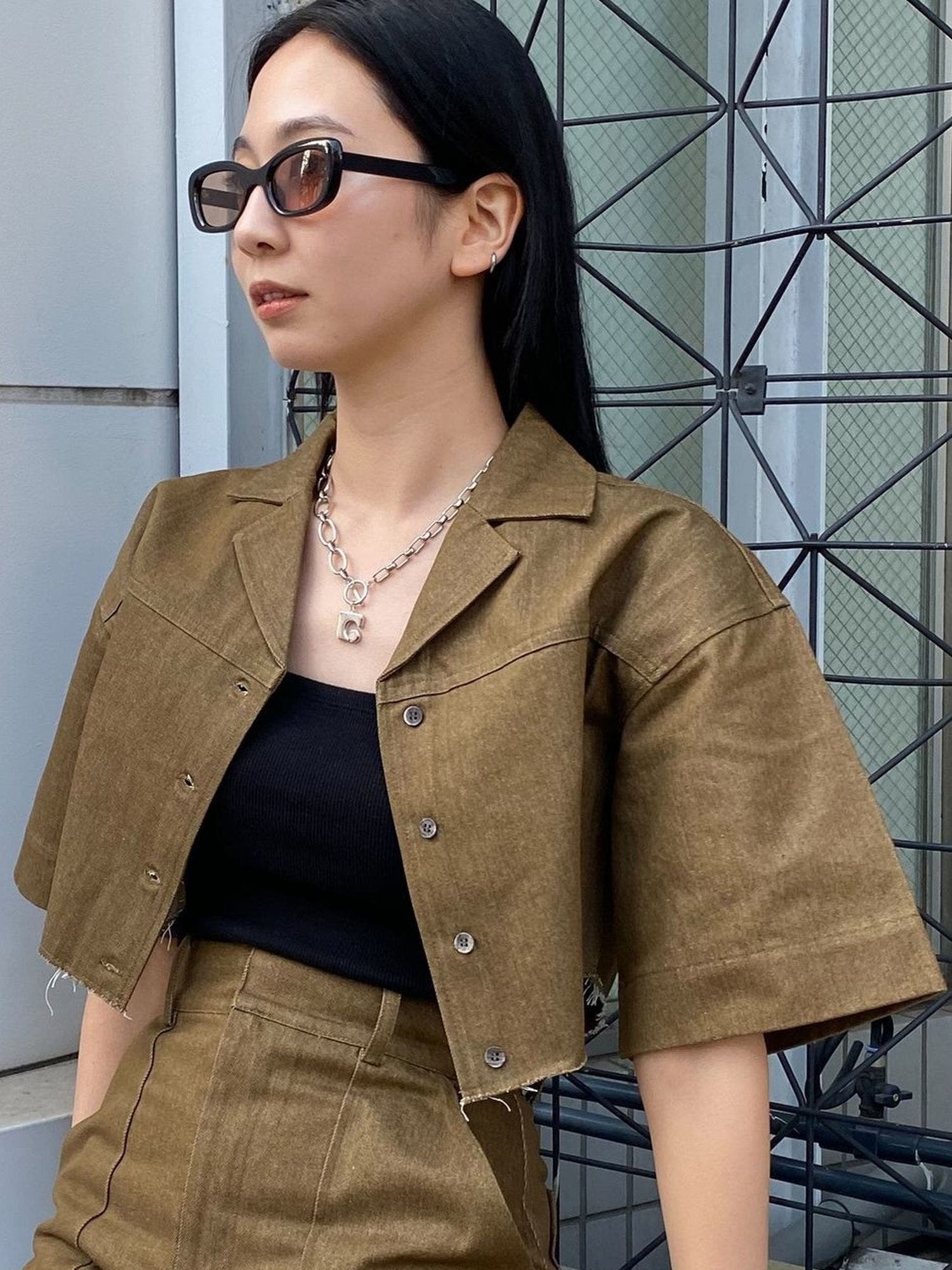 ヘムカットオフクロップドシャツ[品番：MKSW0052138]｜EMODA（エモダ）のレディースファッション通販｜SHOPLIST（ショップリスト）