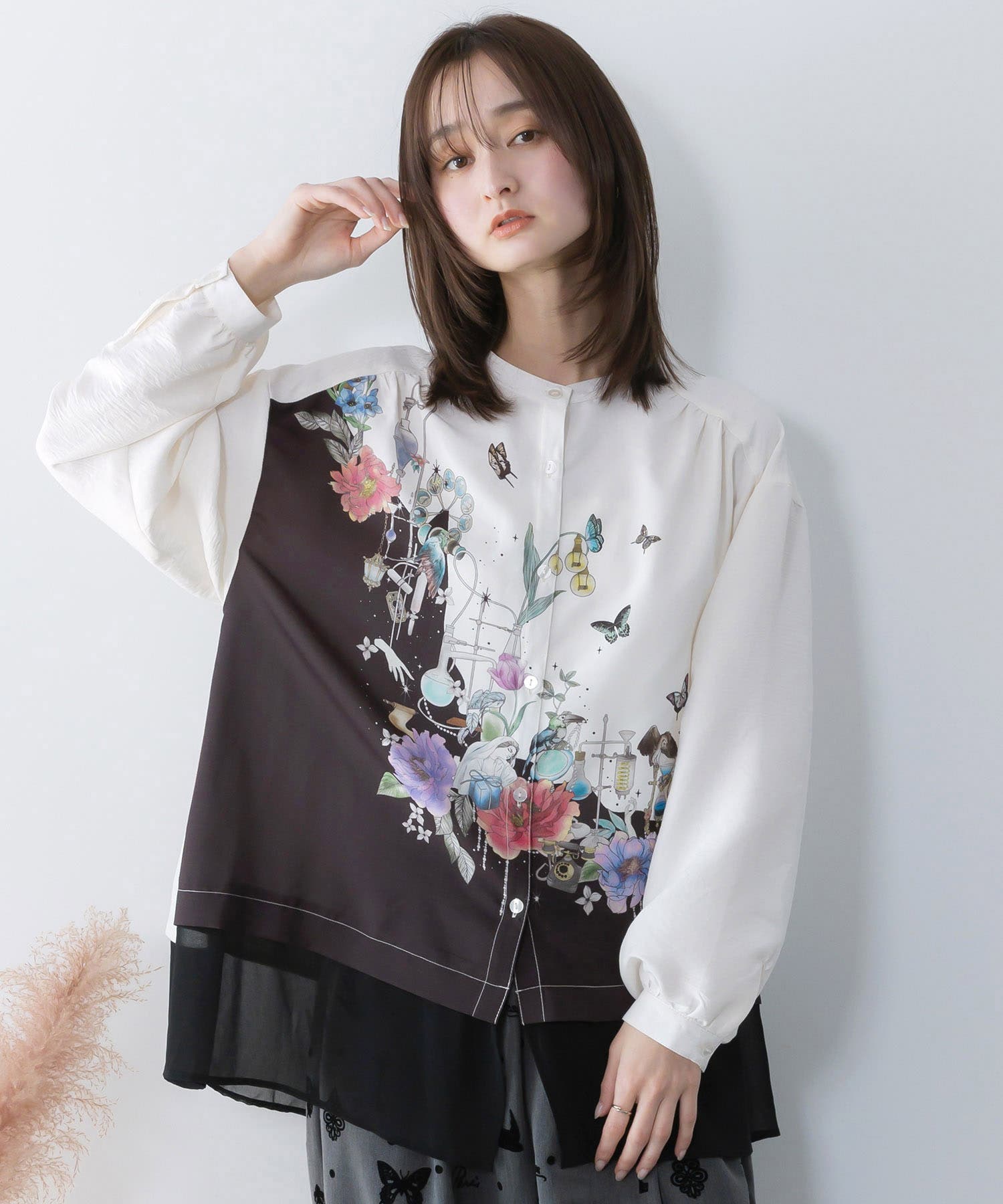 布帛xシフォン異素材切替バイカラー花柄シャツ[品番：SRSW0002260]｜ScoLar（スカラー）｜レディースファッション通販ショップリスト